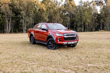 Behind the wheel of the Isuzu D-Max V-Cross 3.0TD 4×4 aka Nogwaja ...